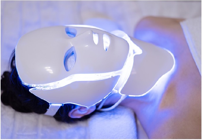 LED TERAPIE antipigmentační ošetření :: nk-salon